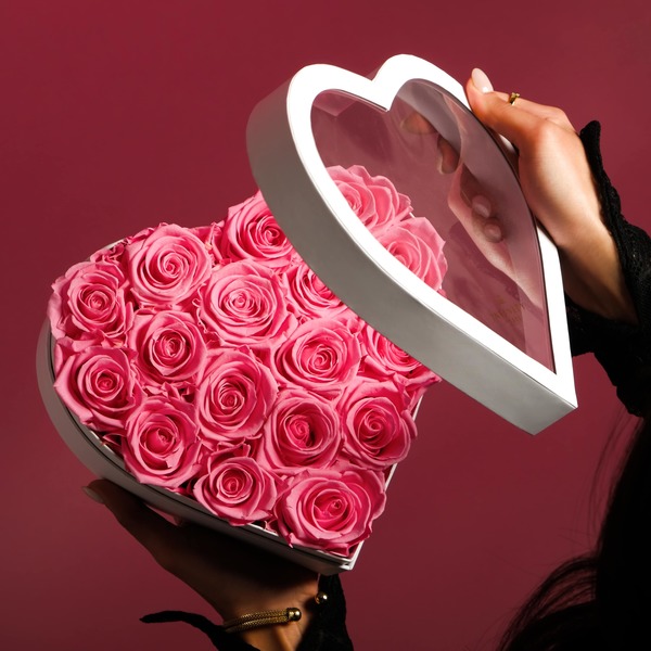 Infinity Roses | Large Heart Box
