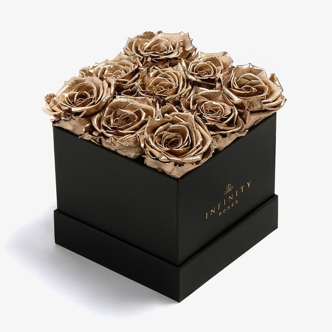 Infinity Roses | Medium Bloom Rose Box