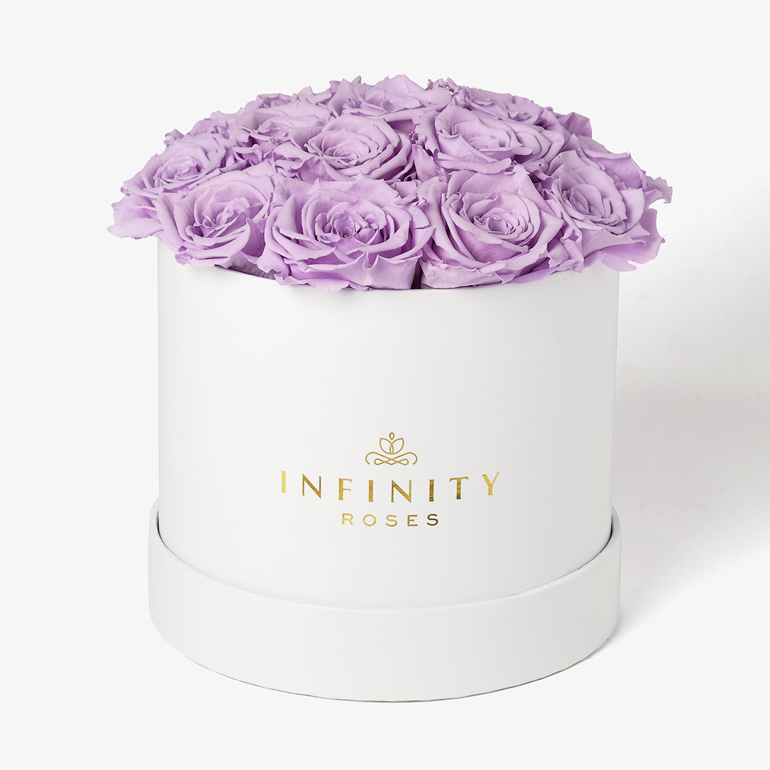 Infinity Roses | Medium Bloom Rose Box