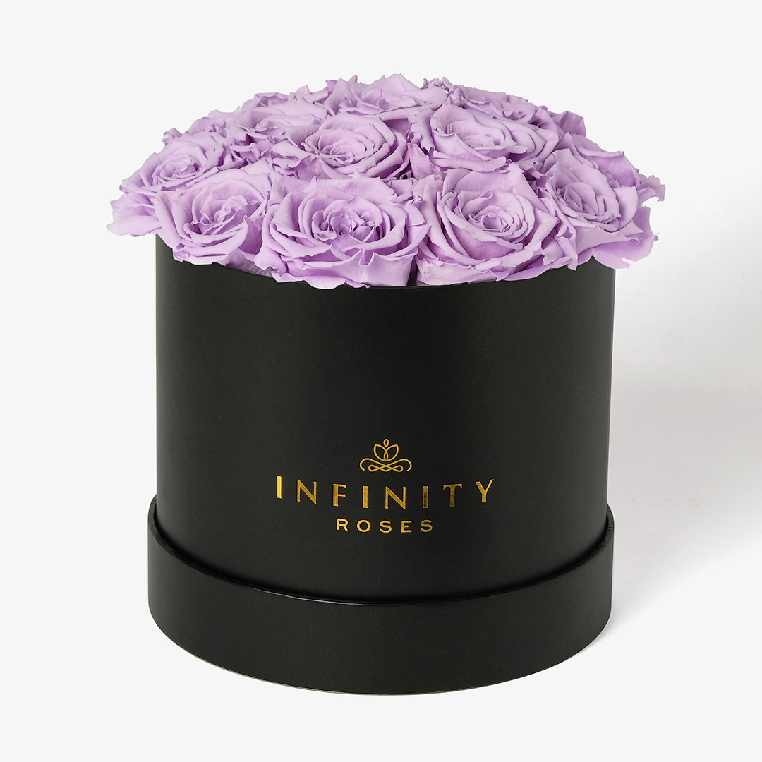 Infinity Roses | Medium Bloom Rose Box